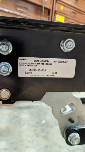 LIPPERT 372579 Kwikee Electric Double Step